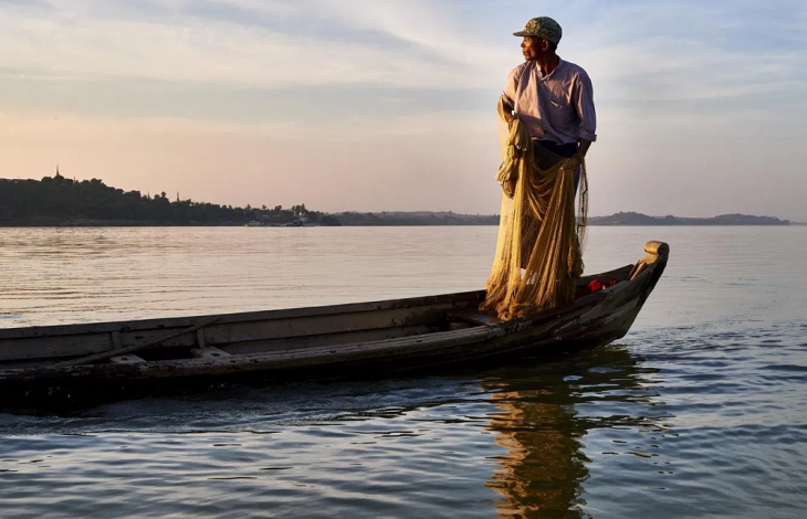 Irrawaddy Dolphins Experience > Myanmar Shalom Travels