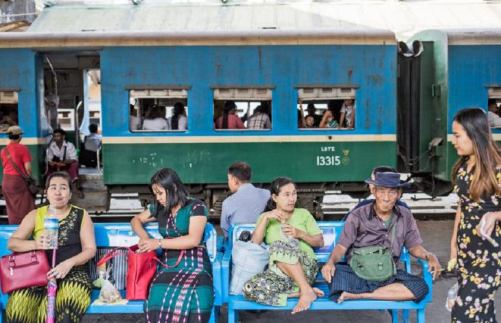 Yangon Circular Train (A Window into Rural Life) > Myanmar Shalom Travels